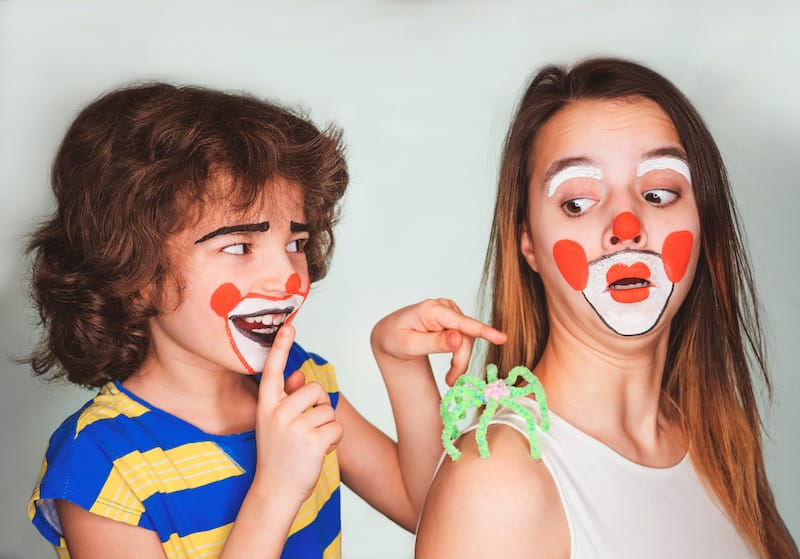 70 Best Spider Puns and Jokes for Kids